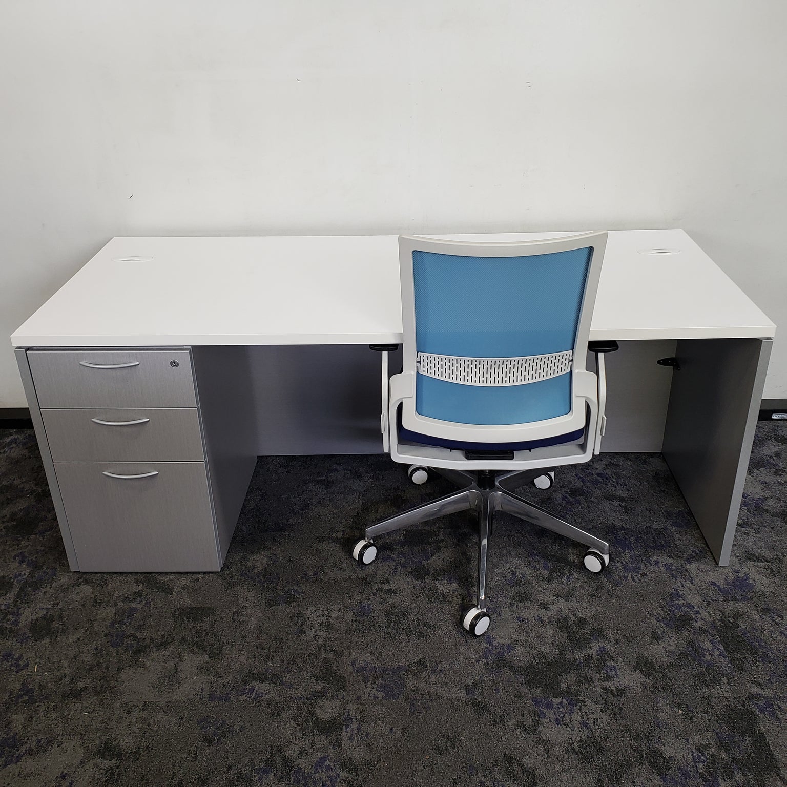 Straight Desks — TJ Office Furniture