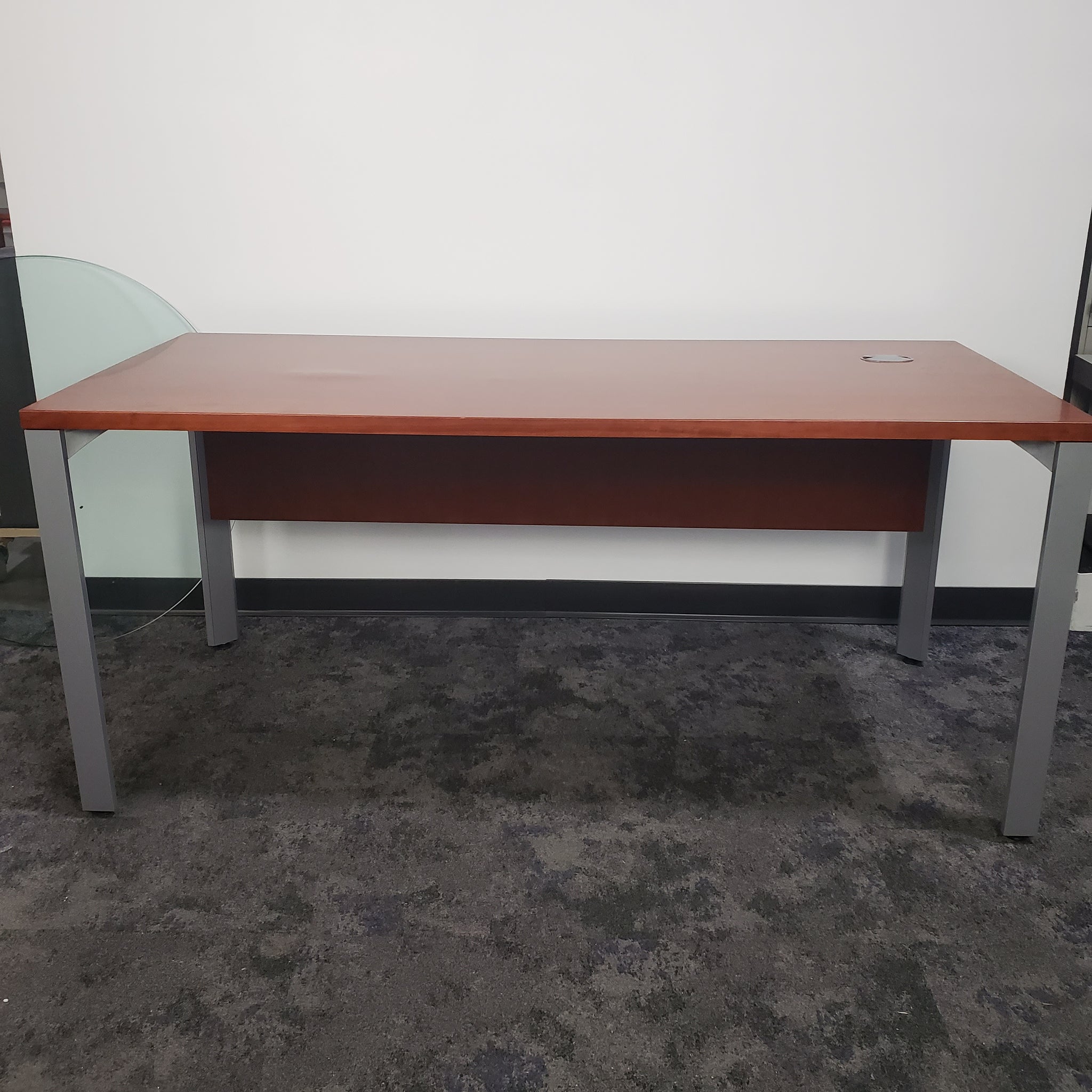 Straight Desks — TJ Office Furniture