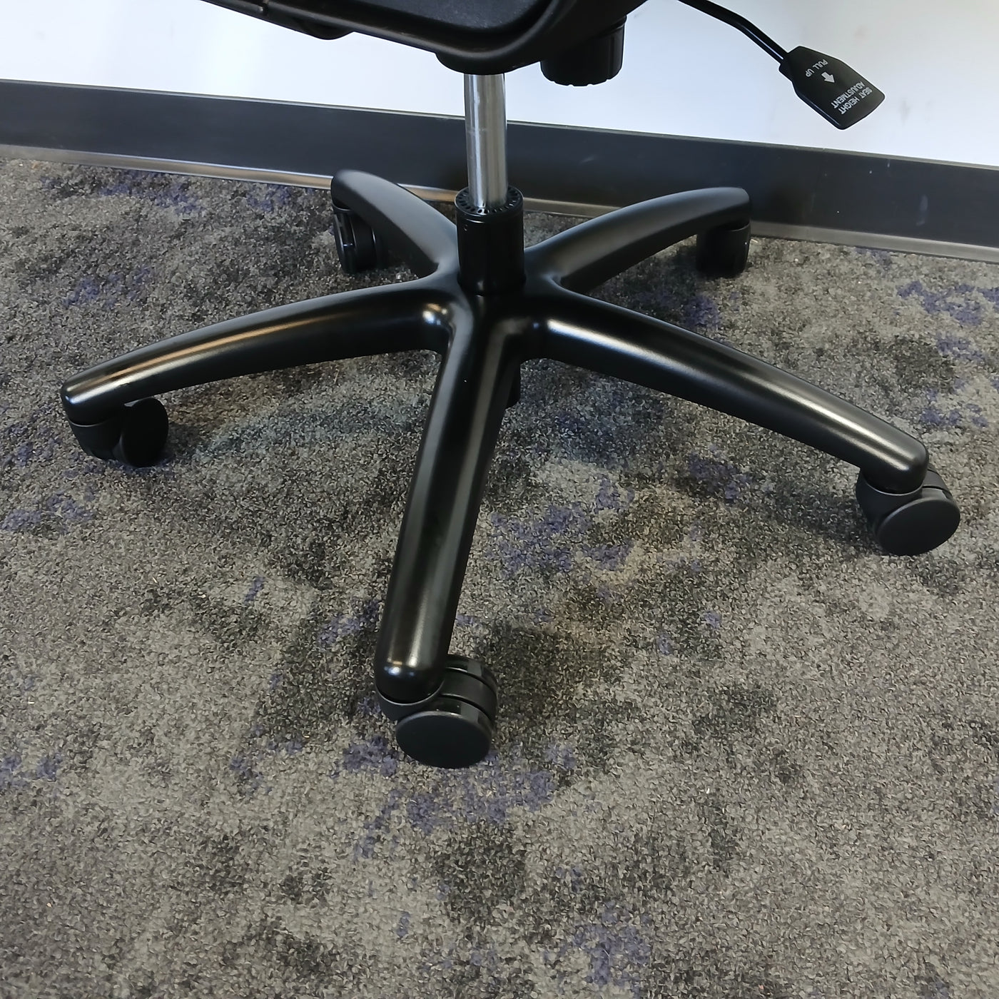 Maximus Office Chair | Used office furniture in Minneapolis, MN — TJ ...