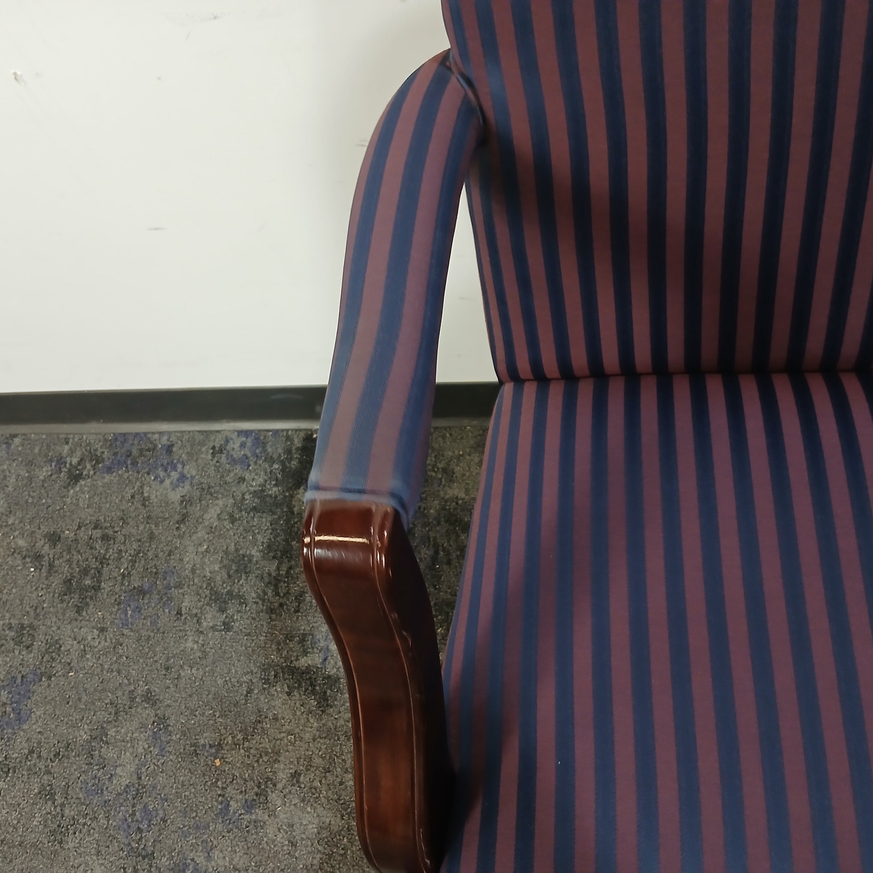 Rolling Guest Chair | Used office furniture in Minneapolis, MN — TJ ...