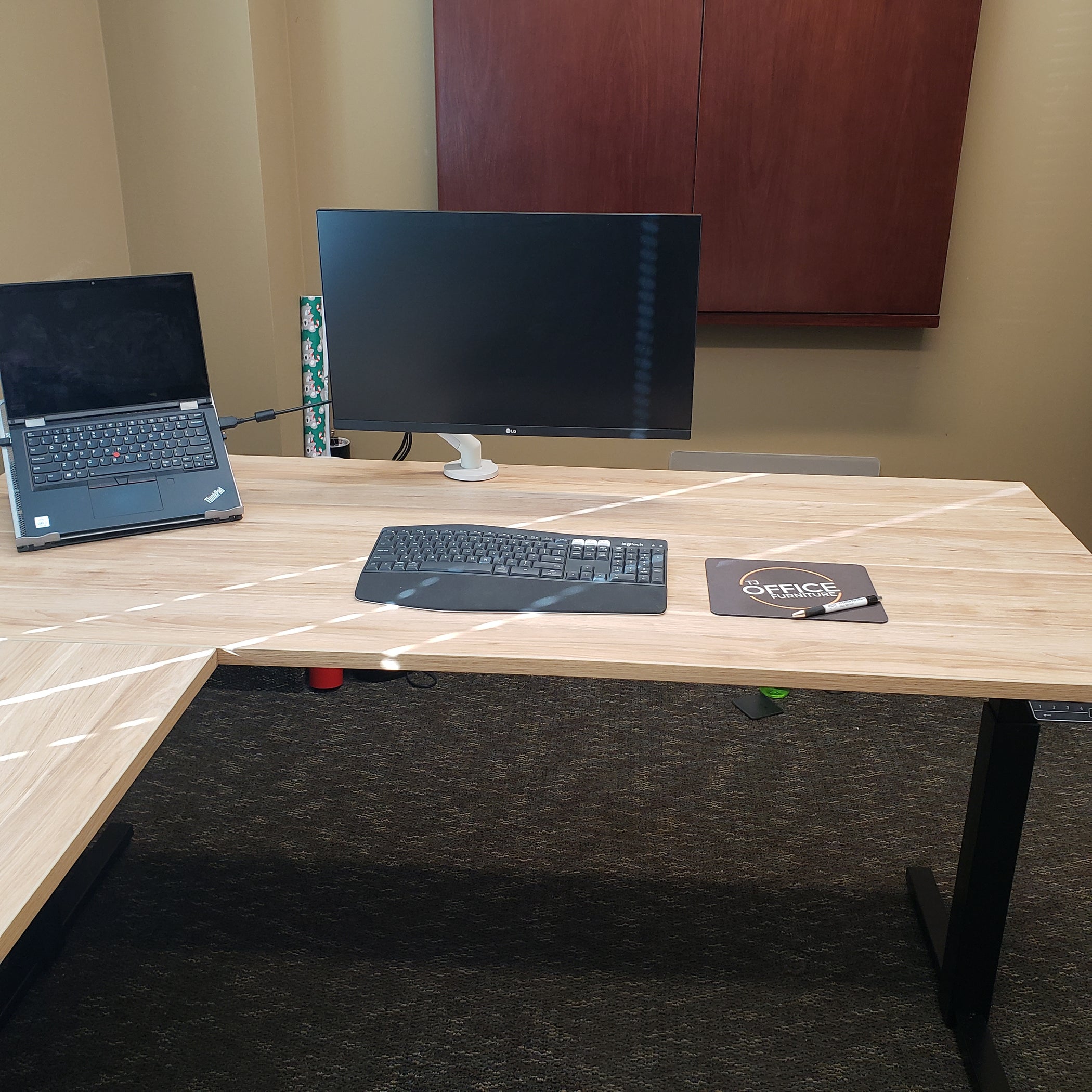 U Shape Desk with L Shape Sit Stand Desk | Used office furniture — TJ ...